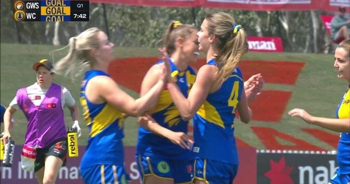 Roberts' mighty mitts brings flying start