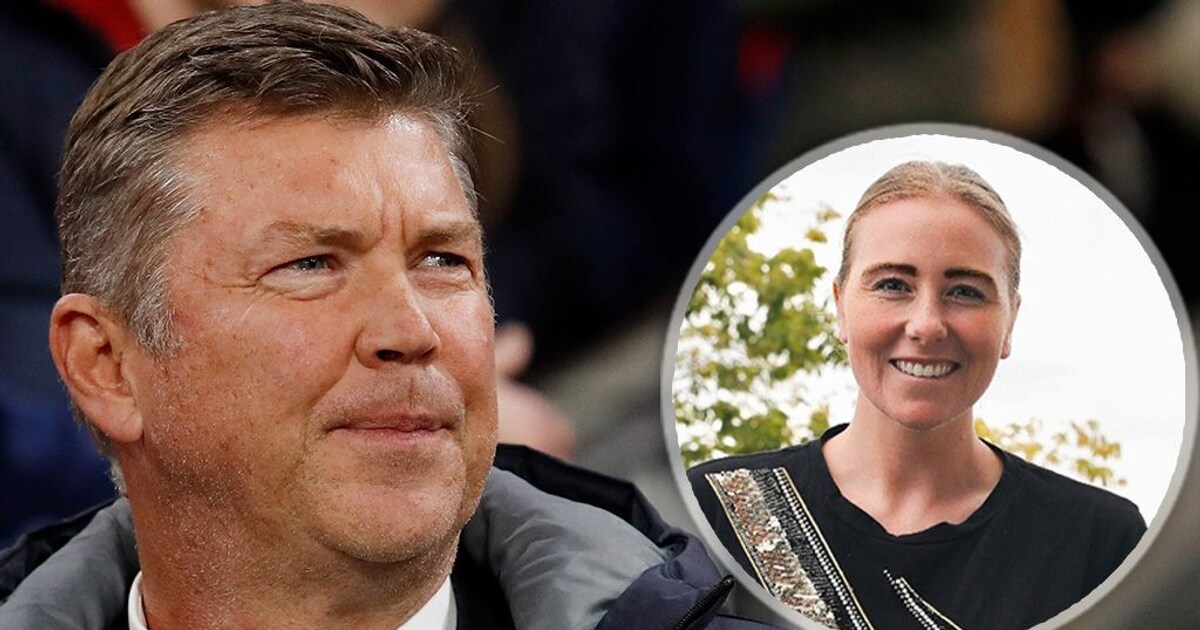 Melbourne Demons CEO Gary Pert lures Collingwood Magpies footy manager ...