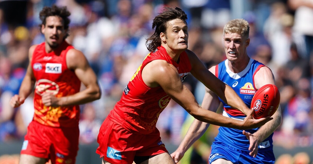 Staying put: In-demand ruck Ned Moyle confirms new deal with Gold Coast ...