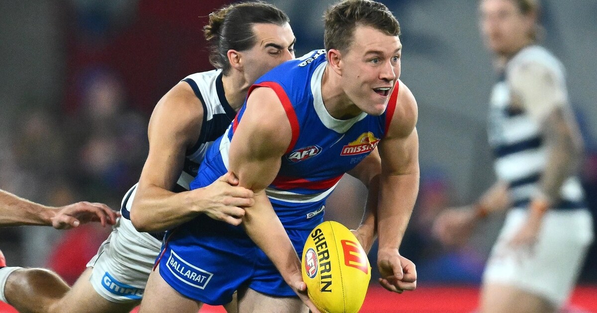 Luke Beveridge opens up about Western Bulldogs star Jack Macrae's ...
