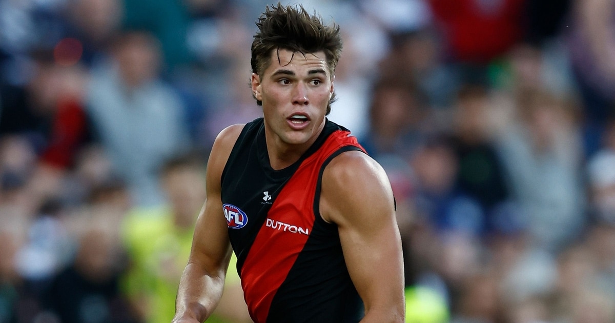 Essendon Bombers midfielder Sam Durham locked in on new long-term deal
