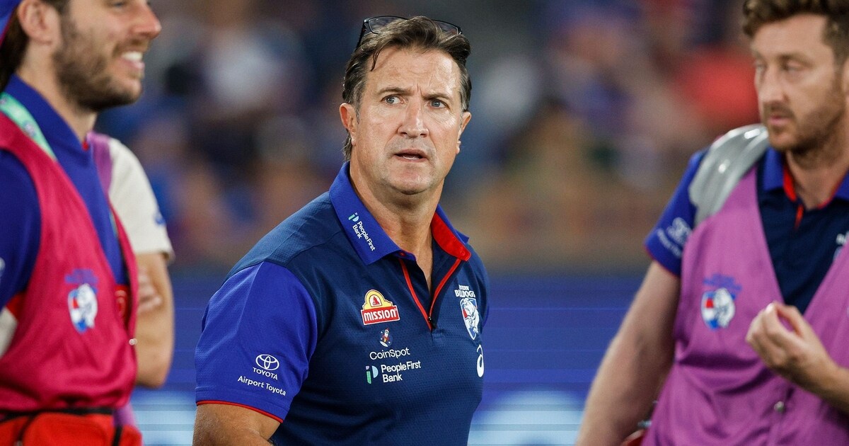 Western Bulldogs coach Luke Beveridge explains Aaron Naughton's new ...