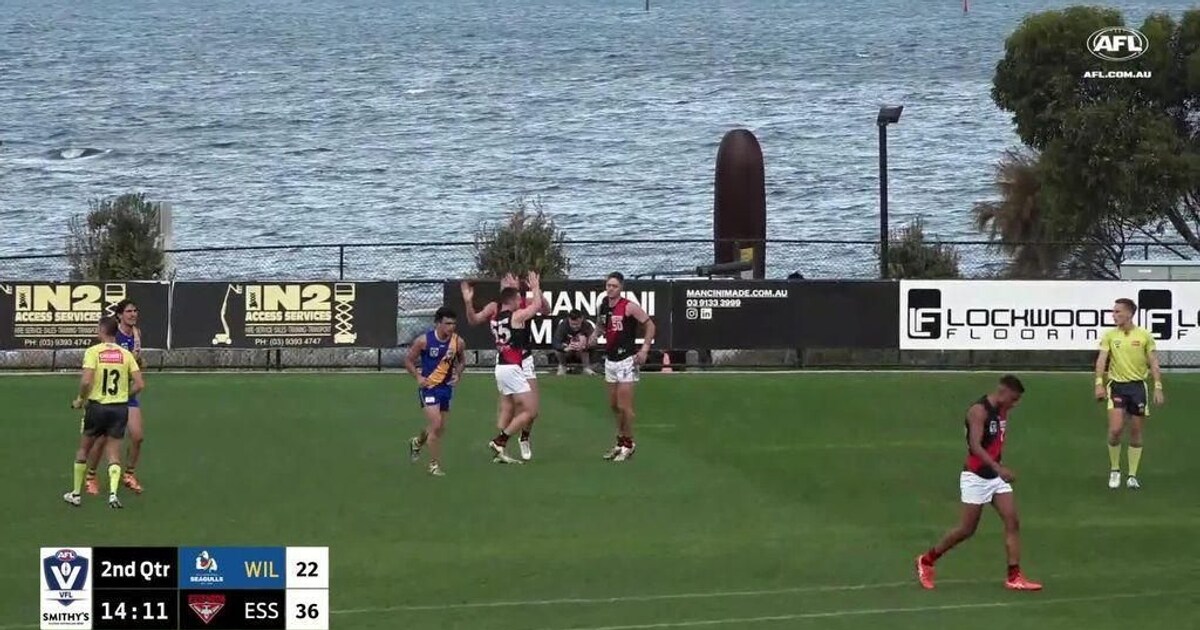 VFL Showreel, R7: Nate Caddy highlights