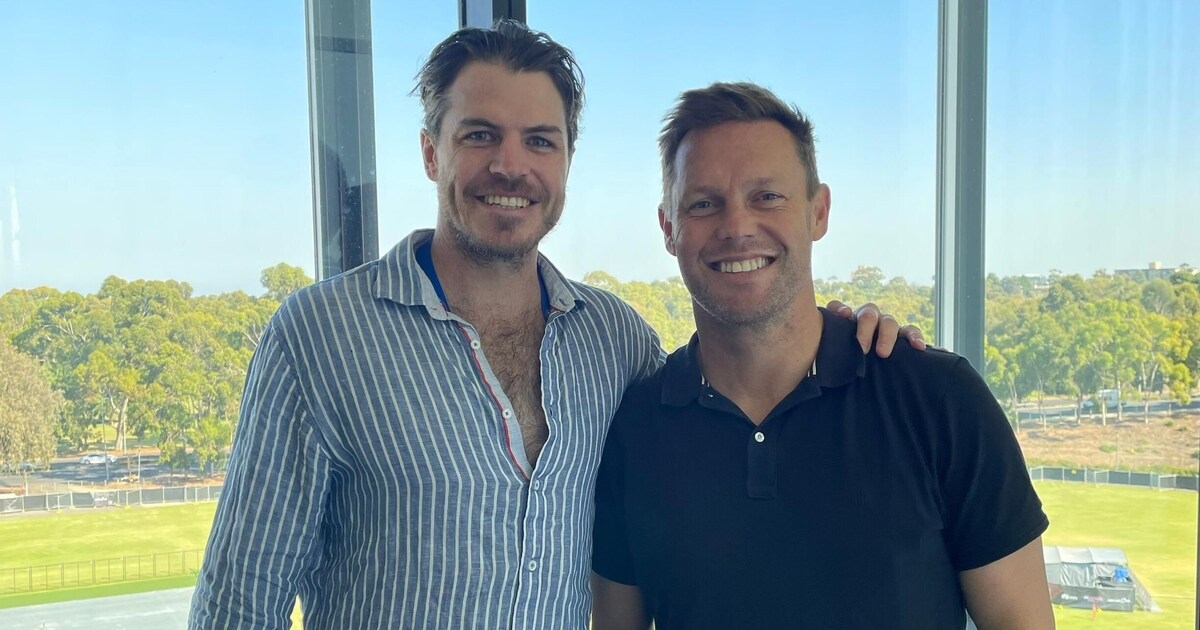 Inside with Issie: Sam Mitchell on the switch that changed his coaching