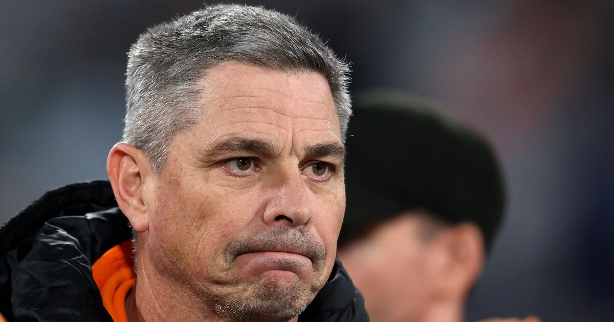 Coach Adam Kingsley misses training as GWS Giants weigh up 'interesting ...