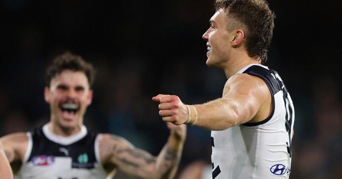 Captain Cripps putting on a show with two in a row