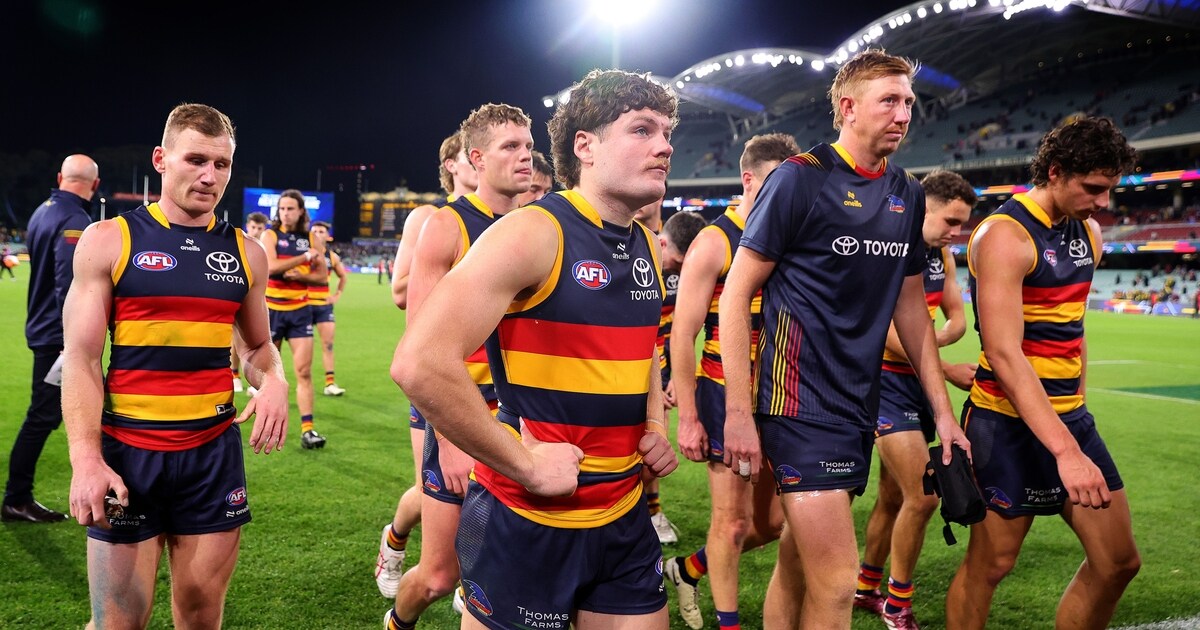 Struggling Adelaide Crows 'in a pretty dark spot' as finals hopes fade ...