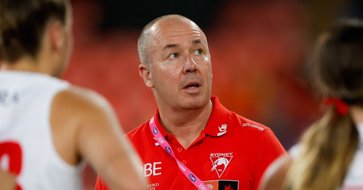 Bring on mid-week footy, says Sydney Swans coach Scott Gowans