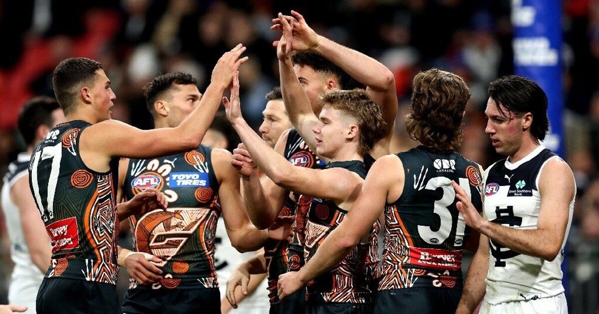 Giants catch fire to snatch the lead