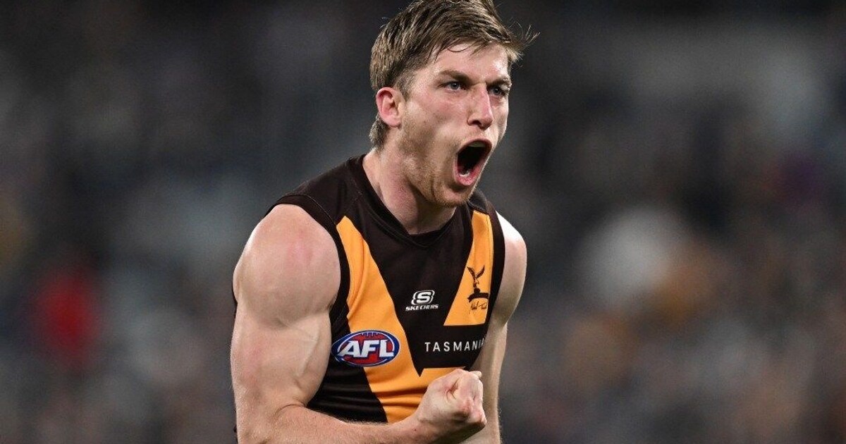 Moore bang for buck: Dylan doubles up