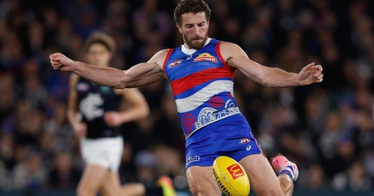 Bont breaks out his best in swinging stunner