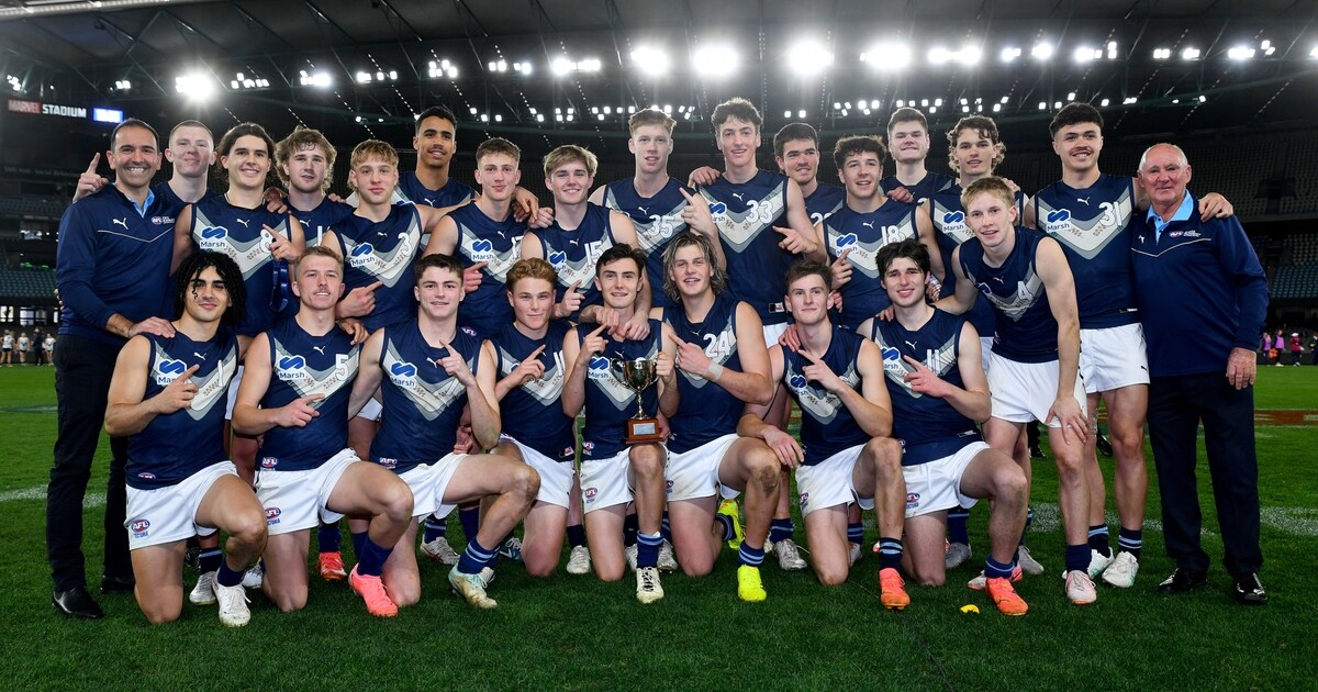 Dramatic late penalty hands Vic Metro championship win over Vic Country