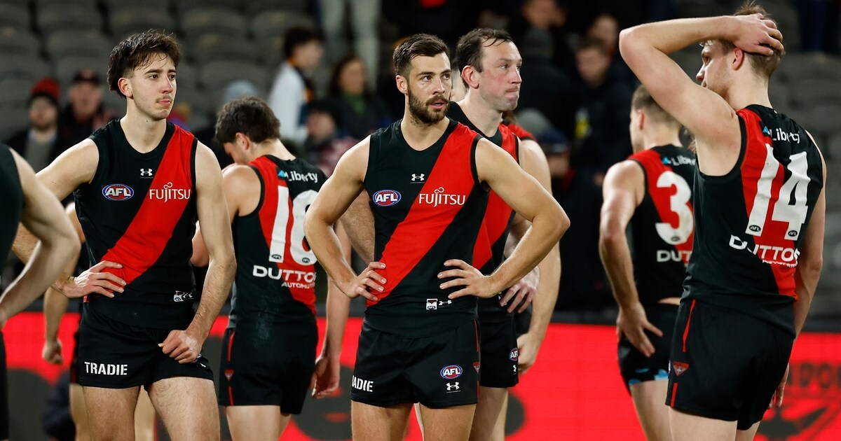 Essendon Bombers on the edge, Hawthorn Hawks make move: We predict the ...