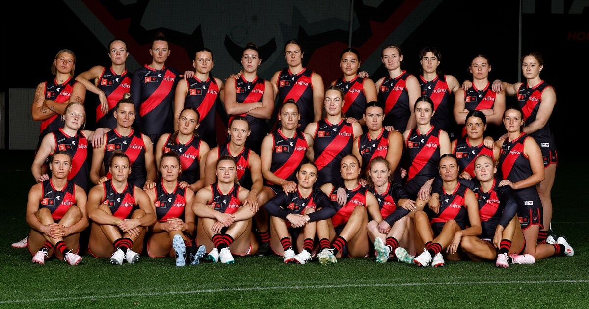 AFLW 2024 Media - Essendon Team Photo Day
