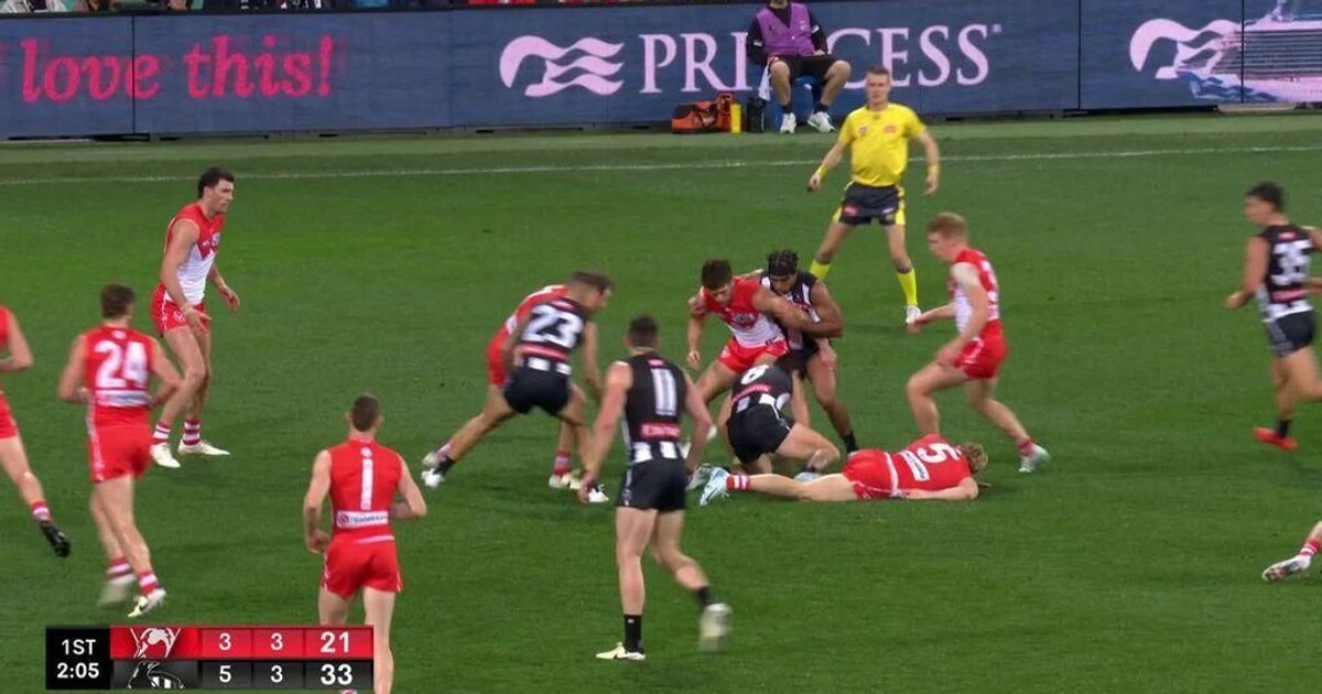 Schultz in hot water after dump tackle leaves Heeney dazed