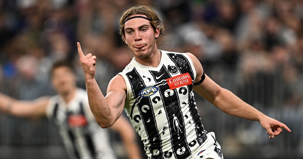 Collingwood Pies confirm knee injury to put forward Harvey Harrison out ...