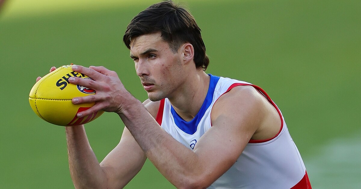 Western Bulldogs defend wayward Sam Darcy, play down forward Aaron ...