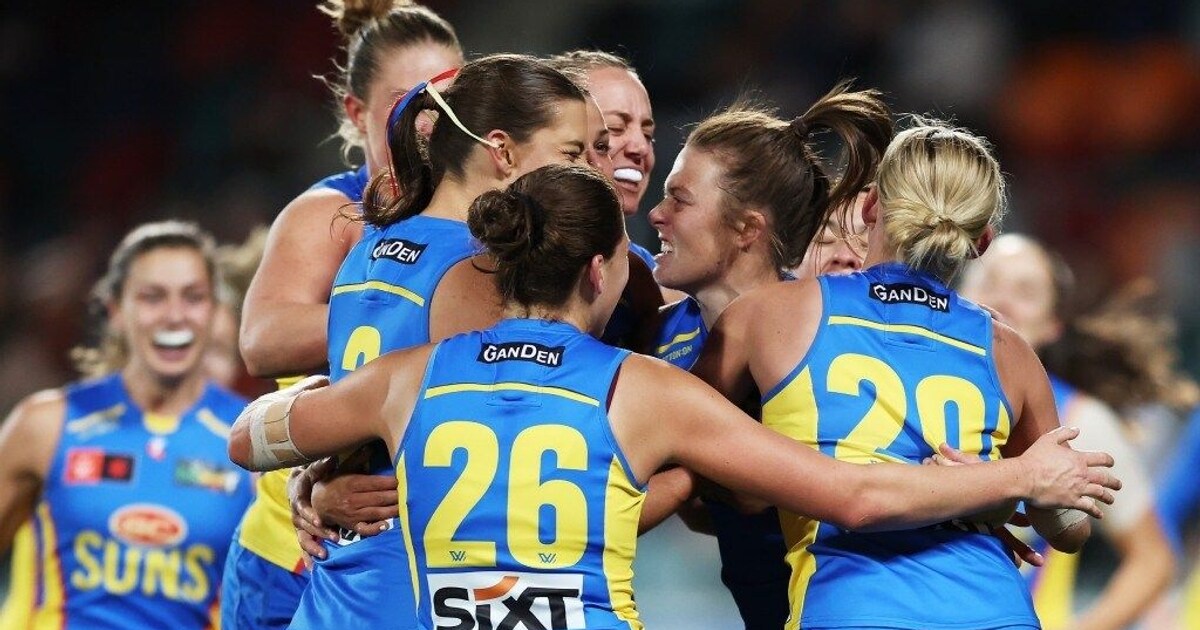AFLW last two mins: Sun with ice in her veins to steal draw after siren