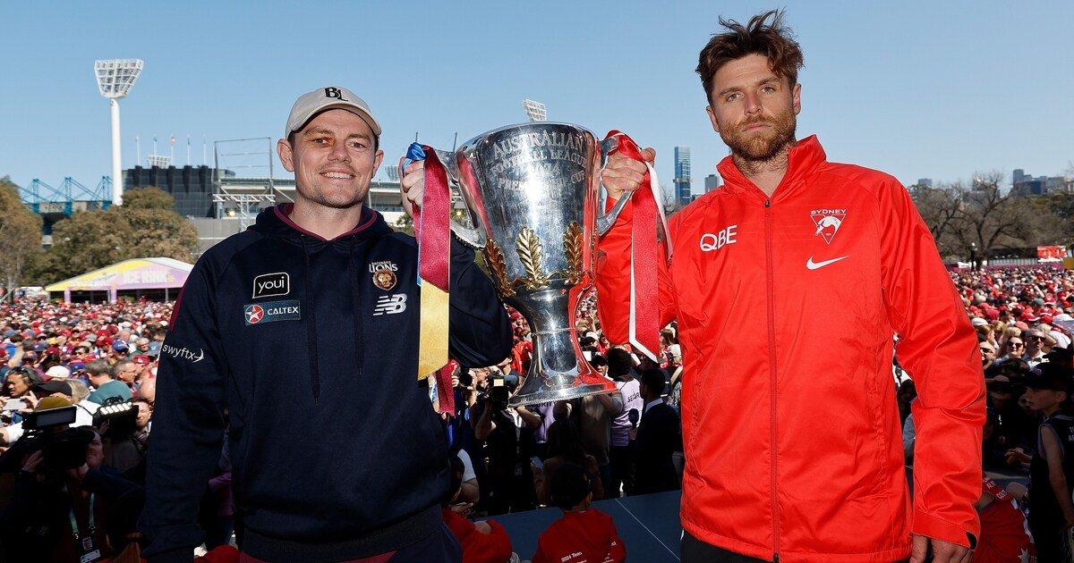 LIVE: Grand Final parade, coaches face media, latest news, more